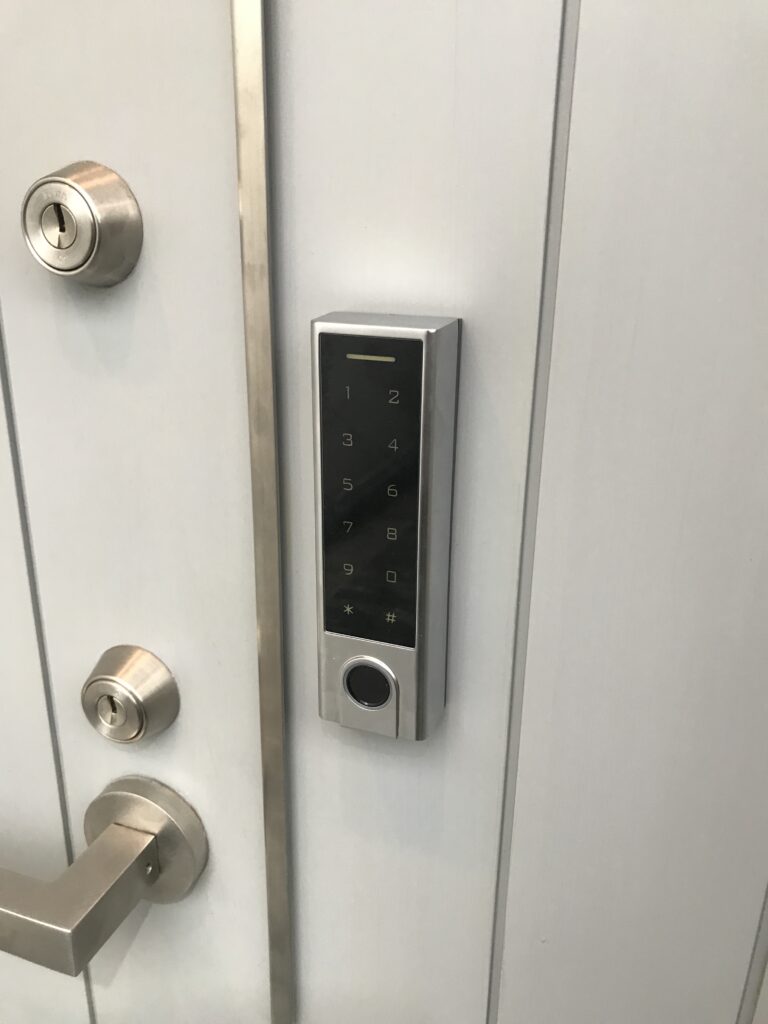 EPIC（スマートロック） – 導入事例（EPIC/Lavish/Guub） – 株式会社エナスピレーション